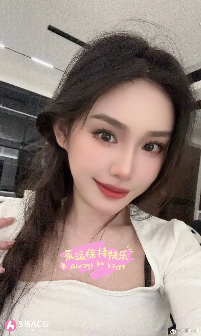 陈佩奇yyyy个人资料介绍,粉色的猪陈佩奇维密图片 5哈acg